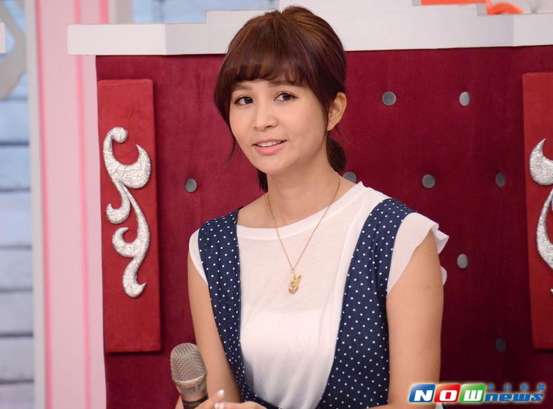 開BMW撞機車騎士 藝人吳怡霈遭起訴 | 社會 | NOWnews今日新聞