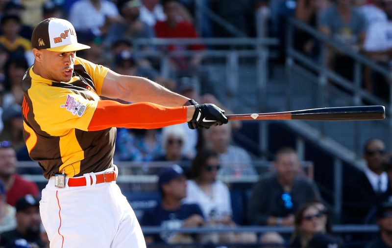 MLB／Stanton究竟有多怪力？ 破紀錄又打超遠！ | 運動 | NOWnews今日新聞