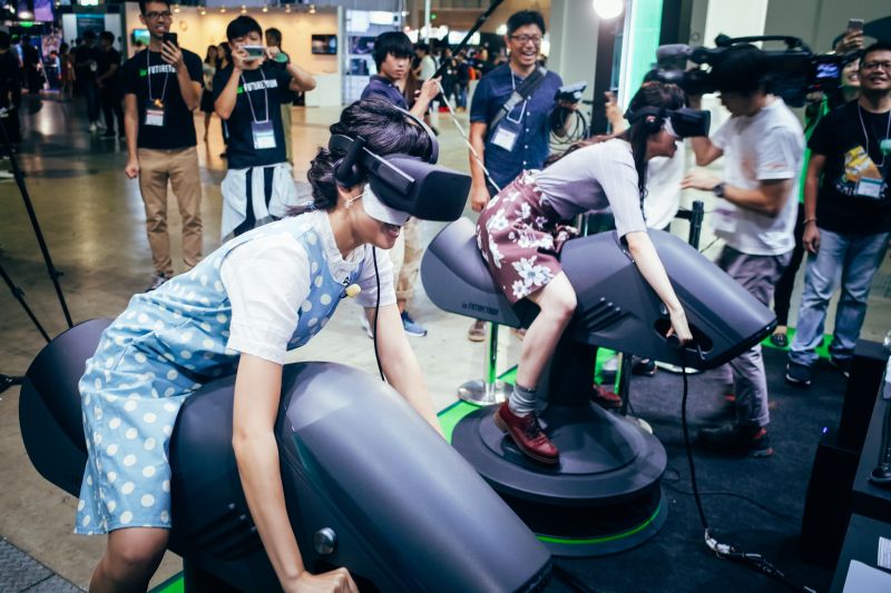 聚樂方塊攜手FUTURETOWN發表VR重機競速遊戲 | 其它 | NOWnews今日新聞