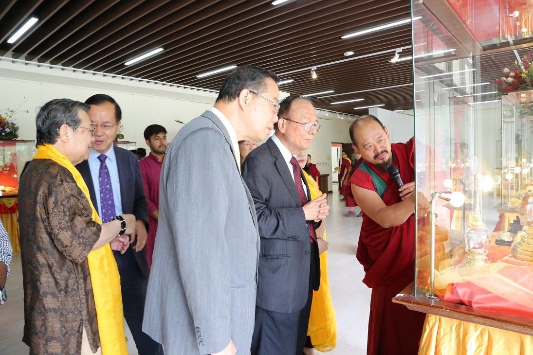 佛身舍利進駐南華大學 增福無量 | 地方 | NOWnews今日新聞