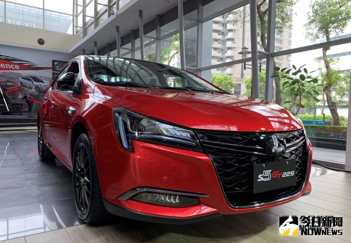 性能表現與智聯網最吸睛 LUXGEN S5 GT225四門轎跑上市 | 生活 | NOWnews今日新聞