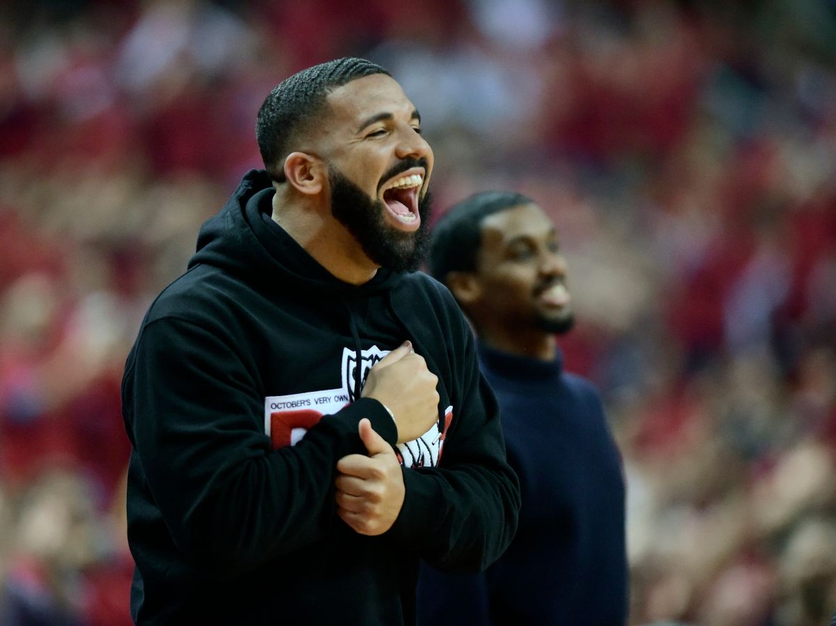 NBA／暴龍大使Drake比賽中幫主帥按摩 聯盟要清查 | 運動 | NOWnews今日新聞