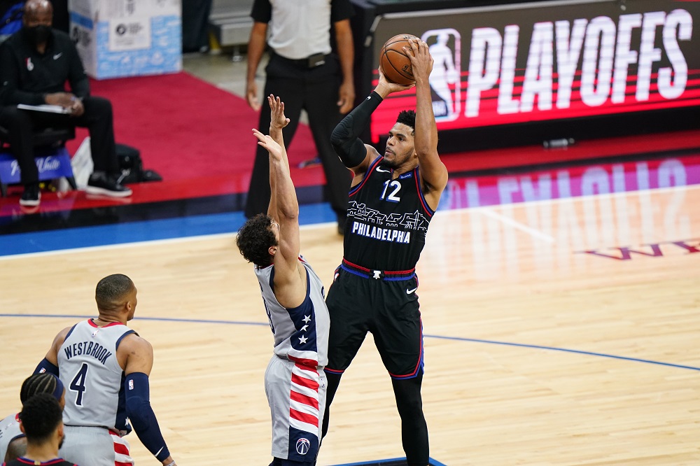 NBA／Harris轟生涯新高37分 76人季後賽首戰力克巫師 | 運動 | NOWnews今日新聞