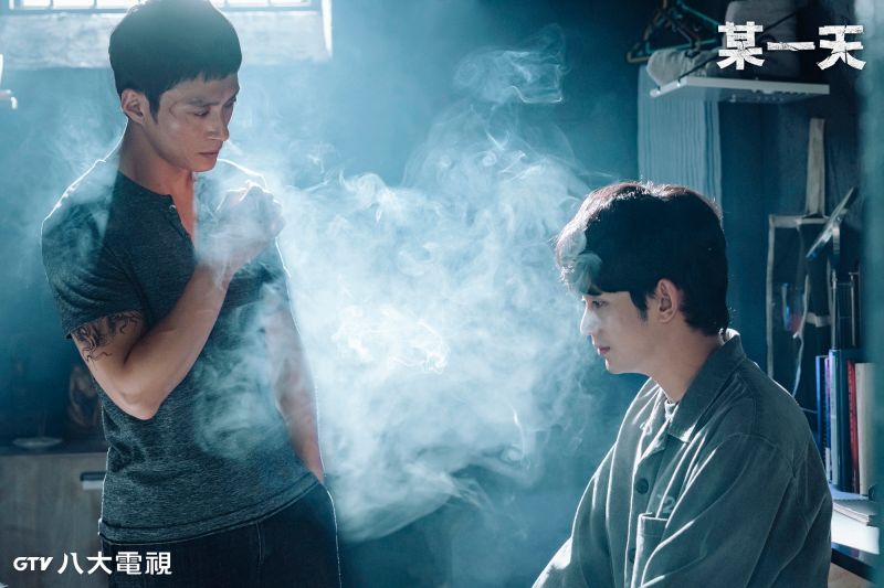 《某一天》金秀賢「肌情連發」 粉絲High翻 | beanfun!