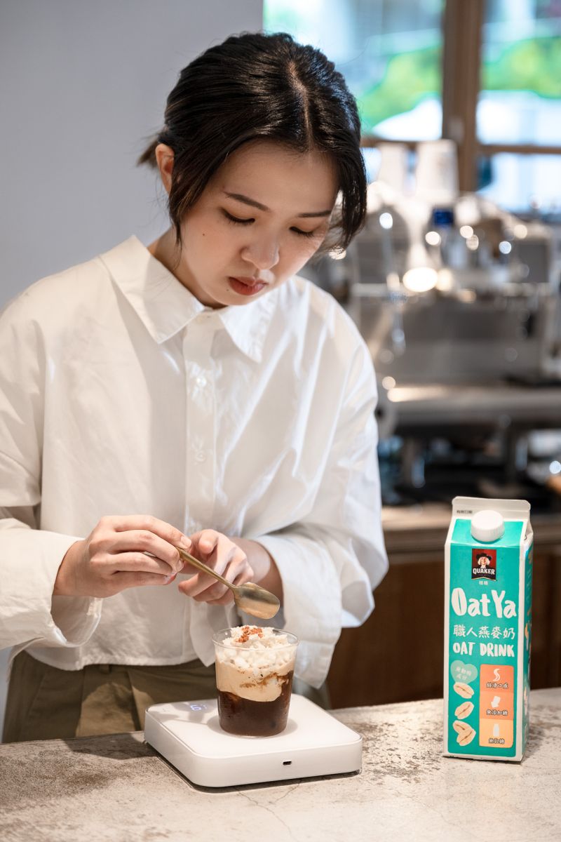 燕麥奶新選擇！咖啡職人愛用OatYa 教你調出黃金比例 | 生活 | NOWnews今日新聞