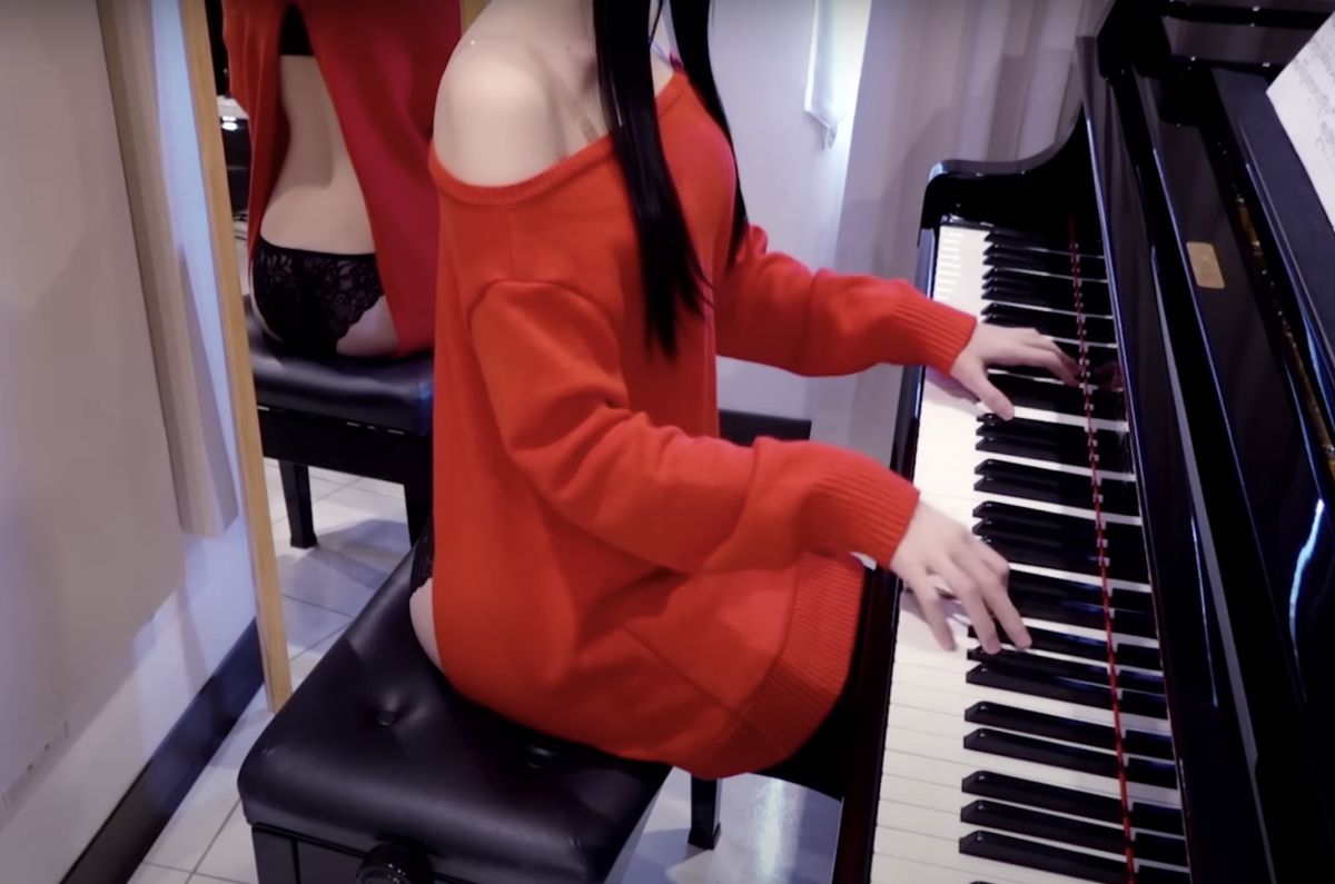 Pan Piano又出招！新片玩「透視特效」 性感腰身全都露 | 新奇 | NOWnews今日新聞