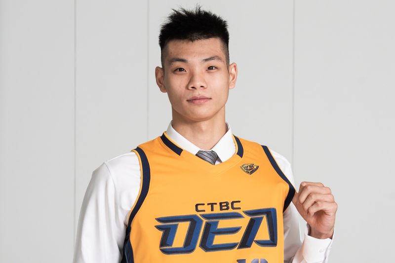 T1／陳鈺安簽約中信特攻 阿巴西開心能正式當隊友 | T1 | 運動 | NOWnews今日新聞
