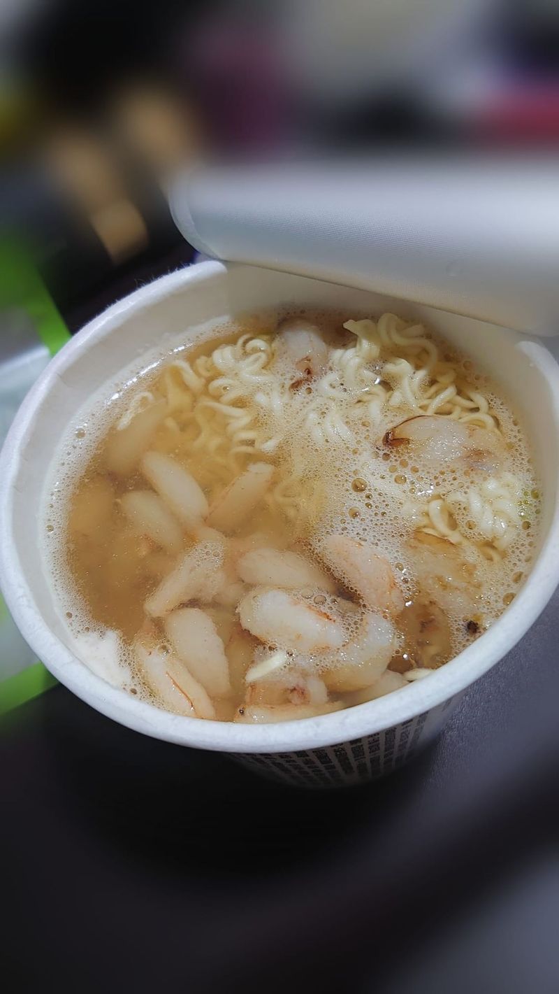 他曬「月底版泡麵」！加1物奢華爆表 網羨炸：豪無人性 | beanfun!