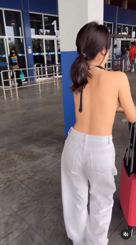 馬尾妹機場只穿兩條布！拿行李「大片側露」 3萬人圍觀 | 娛樂 | NOWnews今日新聞