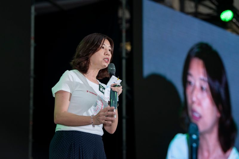 專訪／聽Podcast看YT 林靜儀羞認追星兩男神「簽名海報掛立院」 | 政治快訊 | 要聞 | NOWnews今日新聞