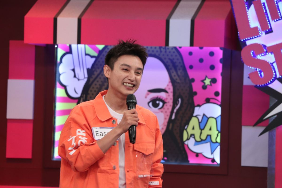 Eason求桃花「拿女星寫真書繞香爐」 錄影前喝符水壓驚 | 娛樂 | NOWnews今日新聞