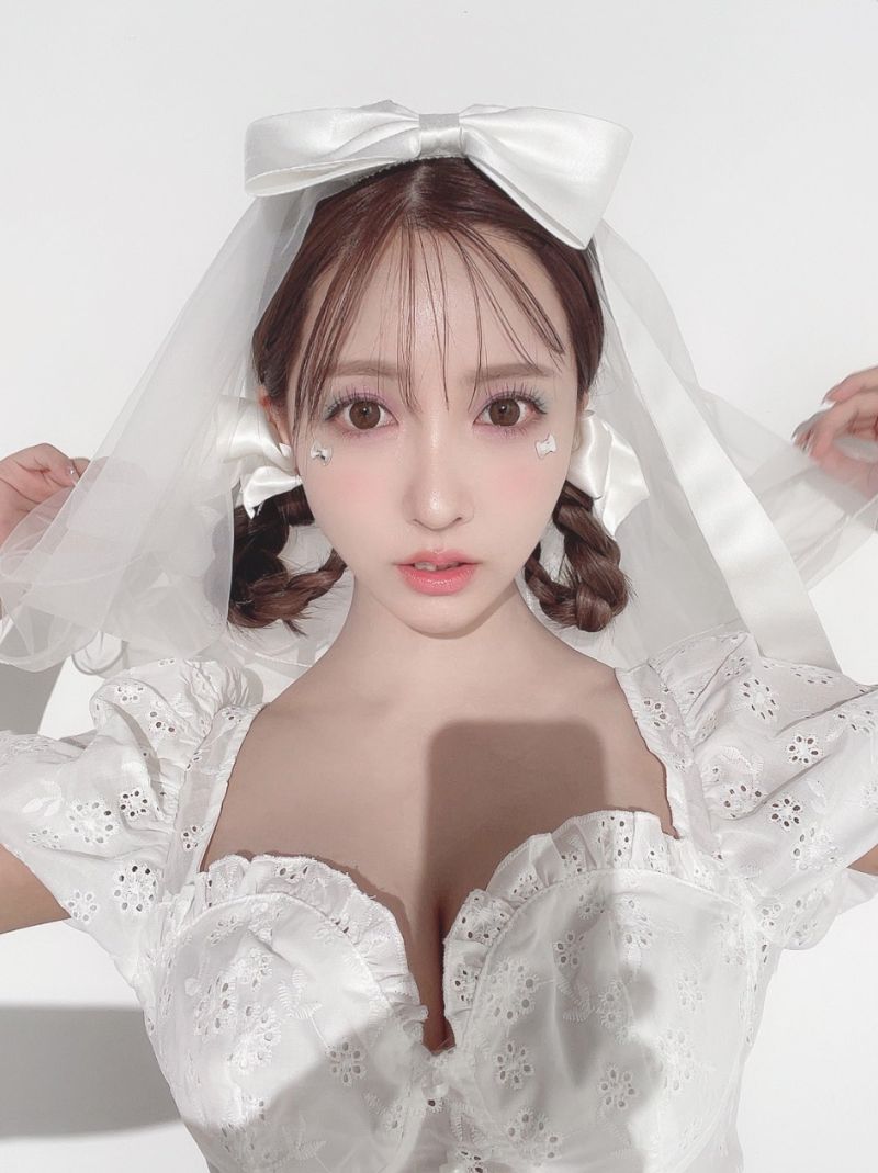 三上悠亞要結婚了？「絕美婚紗照」兩片布遮不住G級豪乳 | 娛樂 | NOWnews今日新聞