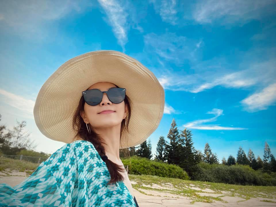 Ella比基尼私照被公開！身材太驚人 網友：無法接受 | 娛樂 | NOWnews今日新聞