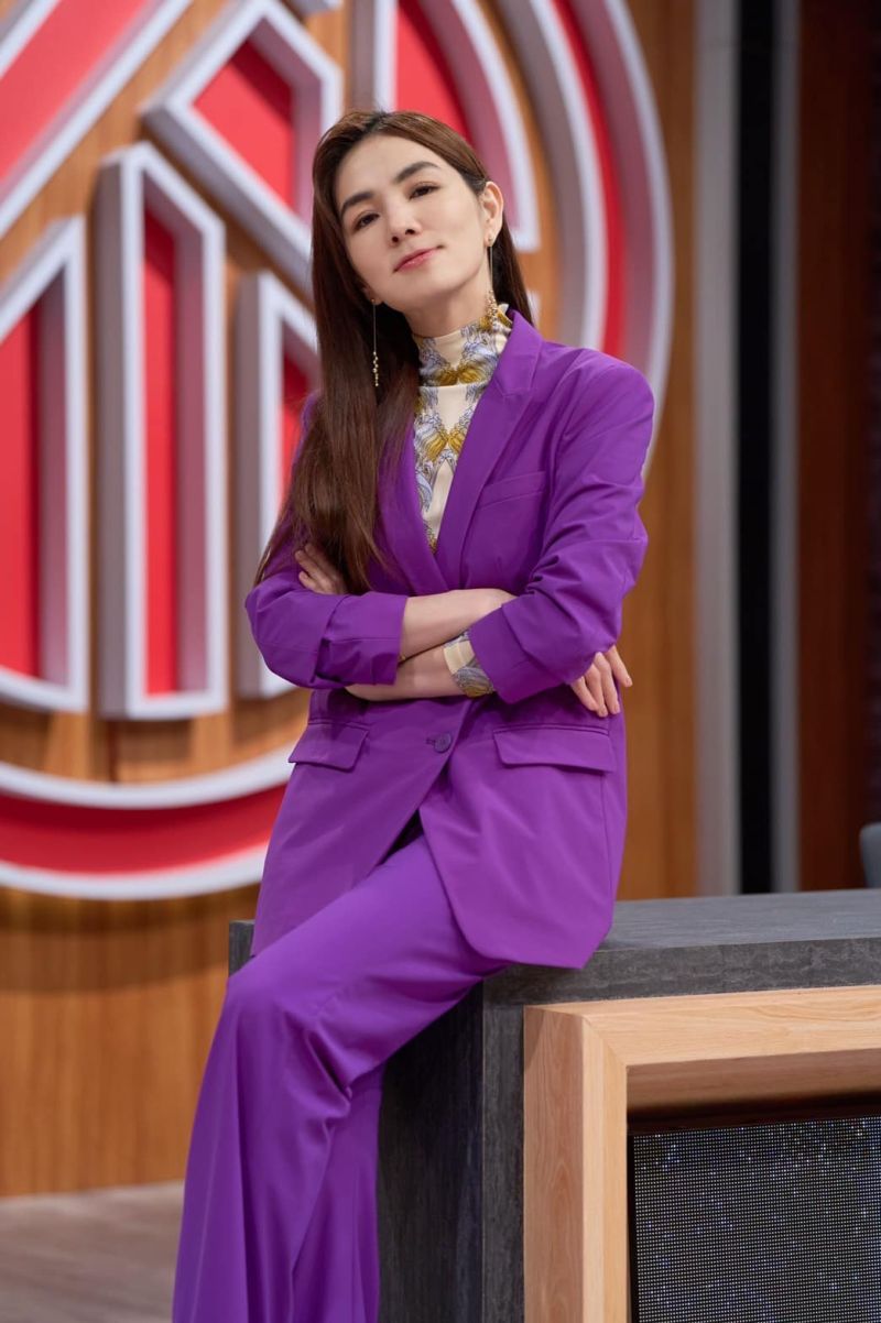 Ella比基尼私照被公開！身材太驚人 網友：無法接受 | beanfun!