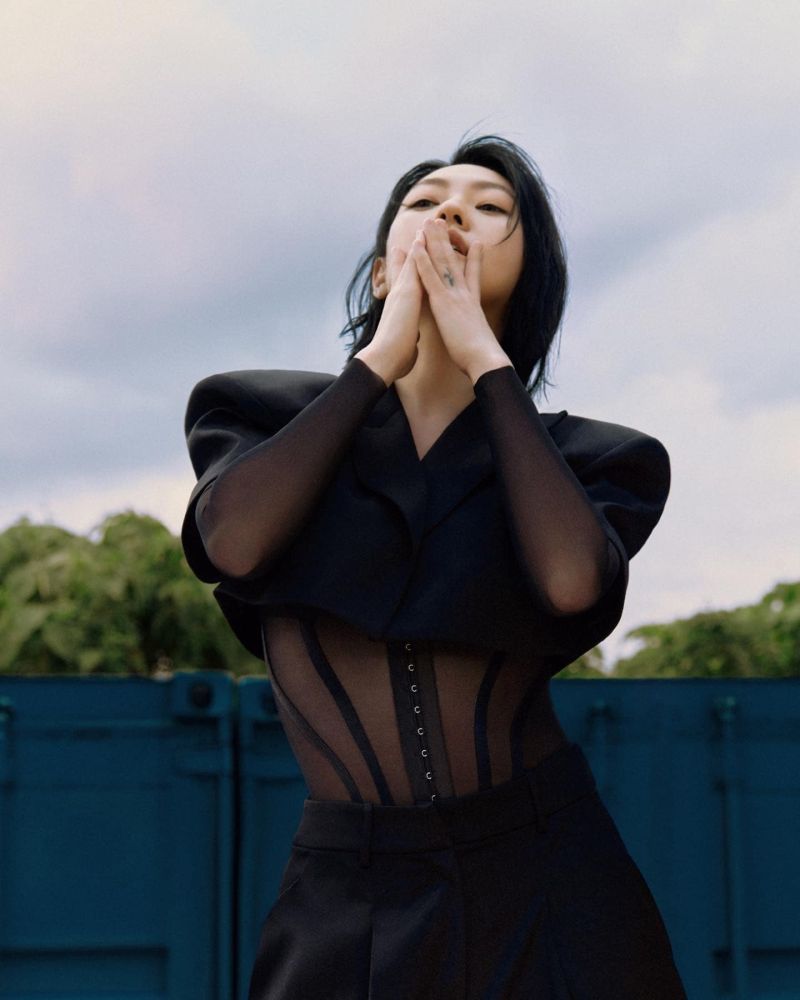 小S塑身衣超透！「沒穿內在美」身形被看光 5萬人狂推 | beanfun!