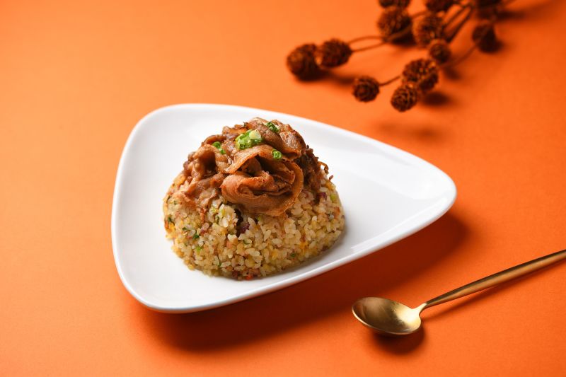 段純貞牛肉麵今起限3天買1送1 新推「老火鍋麻辣」口味 | beanfun!