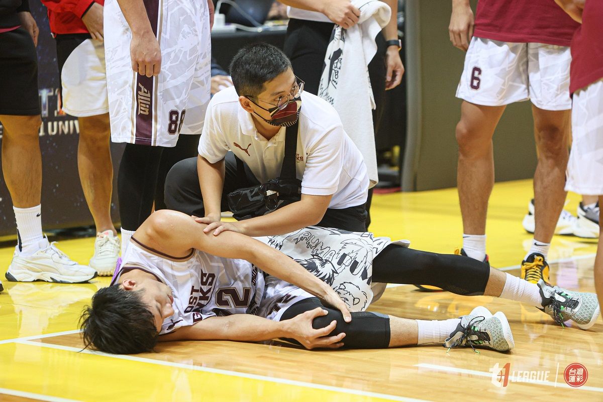 T1／呂濟而受傷右膝大扭 檢查確認是十字韌帶斷裂 | T1 | 運動 | NOWnews今日新聞