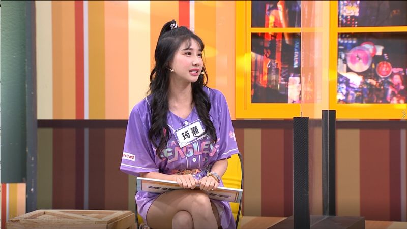 小優演藝路遭冷語嘲諷 「過節頻送禮」渴望被記住 | beanfun!