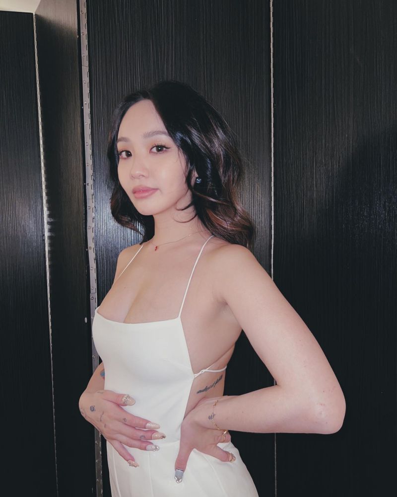 陳芳語「肚兜裝」疑似露點 經紀公司深夜回應了 | beanfun!