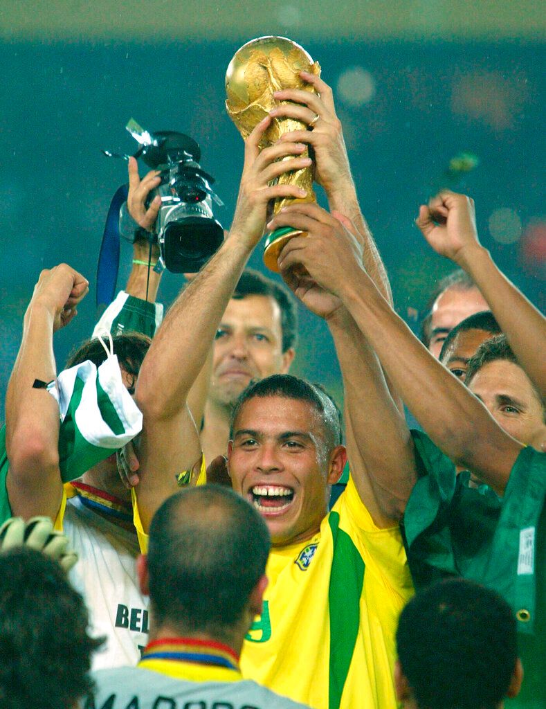 世足／近20年巴西最偉大足球員！Ronald的「外星人」生涯 | 綜合 | 運動 | NOWnews今日新聞