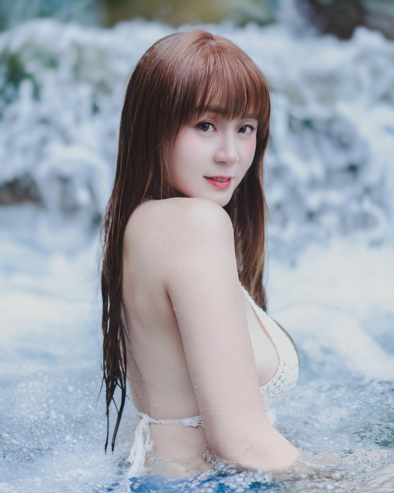 啦啦隊女神寫真廝殺！林襄身材被封聖經 壯壯尺度讓爸爸拒絕出版 | 娛樂 | NOWnews今日新聞