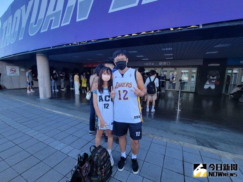 T1／老「魔獸」粉齊聚漢堡館外 因他來台而更關注T1比賽 | T1 | 運動 | NOWnews今日新聞