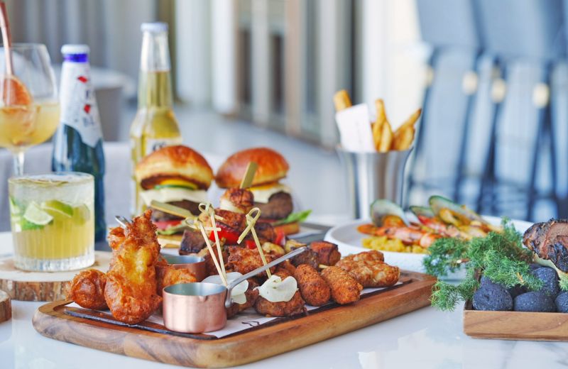 3間高空酒吧飆世足賽！啤酒無限暢飲 餐飲85折看101夜景 | beanfun!