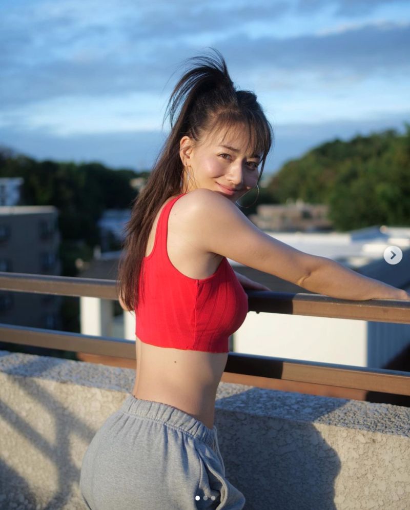 最美NBA記者要來台灣！辣曬「川字腹肌」喊：將看PLG、T1 | beanfun!