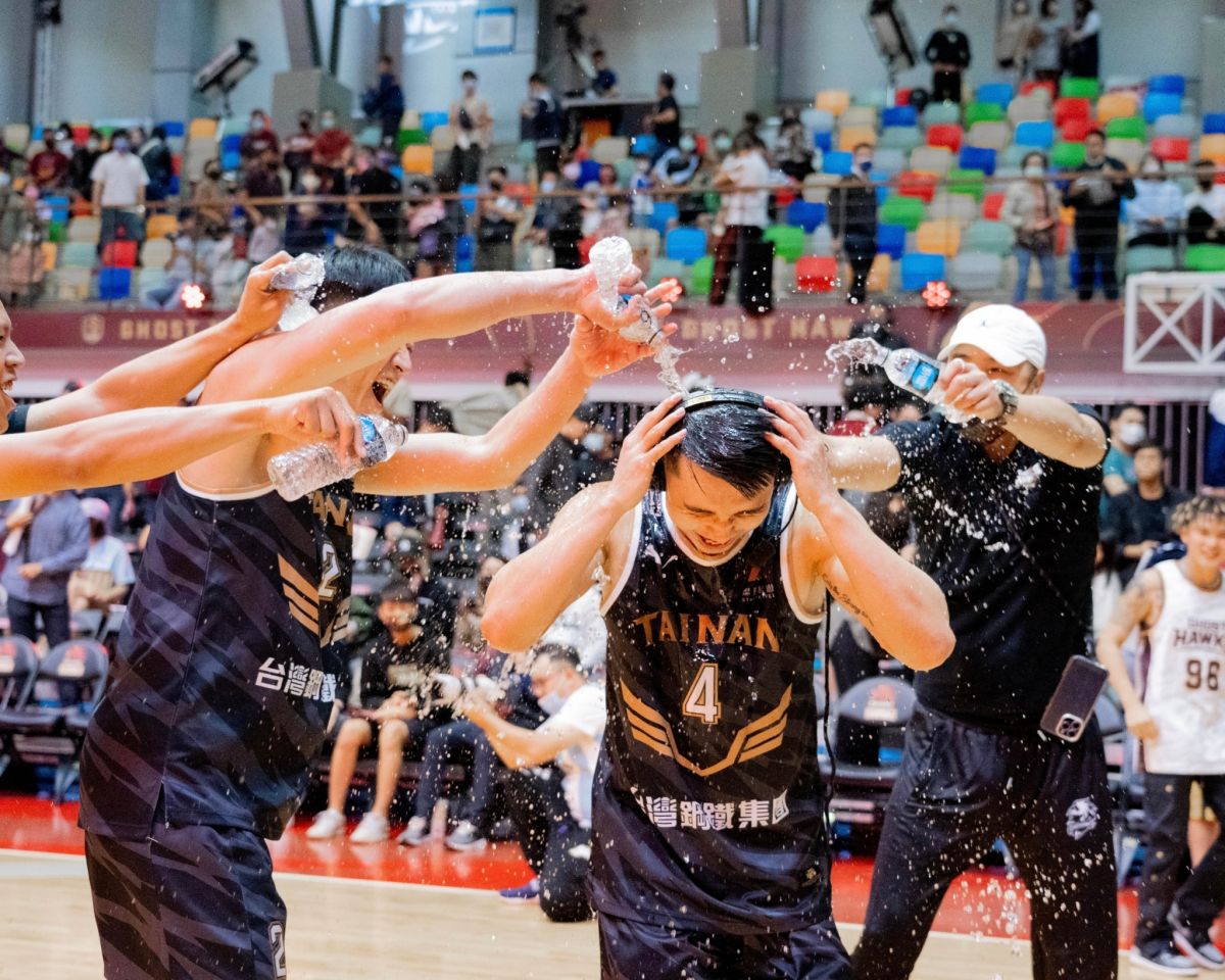 T1／南霸天之爭殺入2OT 李漢昇大三元寫紀錄 | T1 | 運動 | NOWnews今日新聞