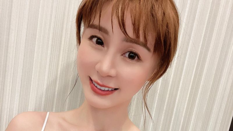 短今PO植髮自拍 網友都在看V字洋裝：鏡子要破掉了 | 娛樂 | NOWnews今日新聞