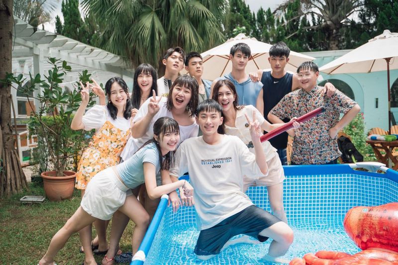 馮容潔拍《機智》256集累倒送醫 川咪CP私下互動更甜蜜 | 火線NOW星聞 | 娛樂 | NOWnews今日新聞