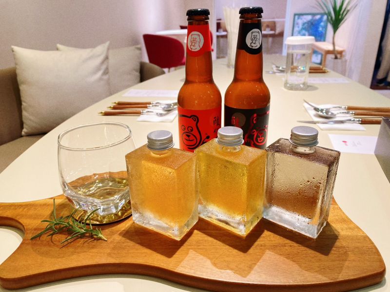 全台最奢華！1380元松露牛排彌月油飯 客人開口要300盒 | beanfun!