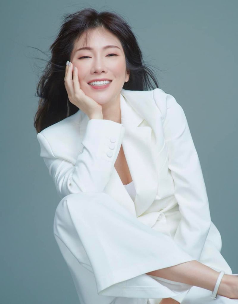 KIMIKO背影照驚呆2萬人！漫畫級美腿被封「真人版芭比」 | 娛樂 | NOWnews今日新聞