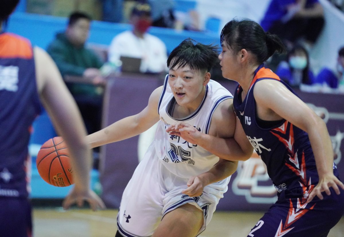 UBA／遭教練罵沒霸氣 世新張婕柔「雙十」回應 | 籃球 | 運動 | NOWnews今日新聞