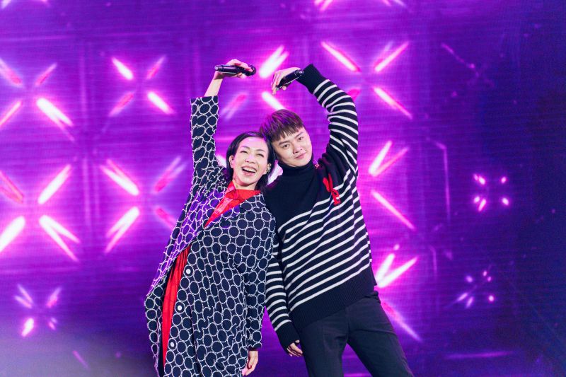 Ozone新竹獻唱「跨年前最後一場」 心疼粉絲漏夜卡位 | beanfun!