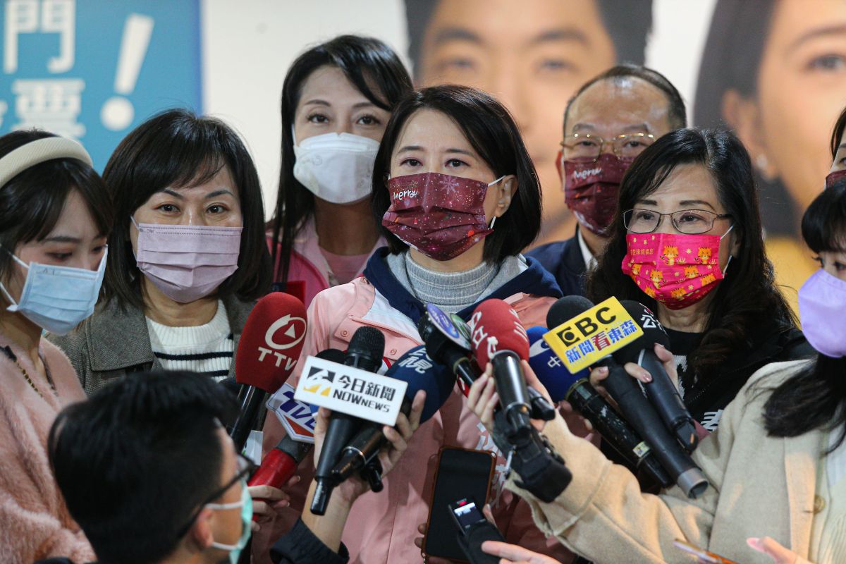 吳怡農拒絕辯論 王鴻薇強調：我沒有抹黑也別汙名化 | 政治快訊 | 要聞 | NOWnews今日新聞