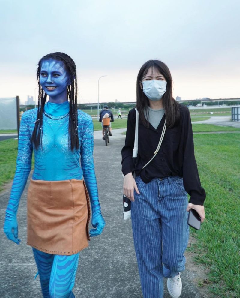 白癡公主「神還原」《阿凡達》納美人！萬人嚇：現出原形 | beanfun!