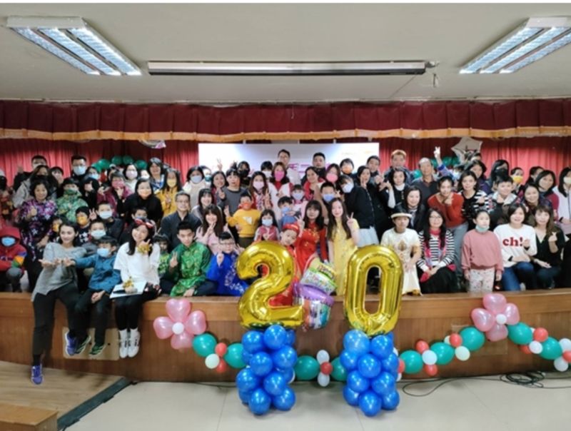 外籍配偶分享單親帶三娃歷程 新移民家庭成長中心慶20年 | beanfun!