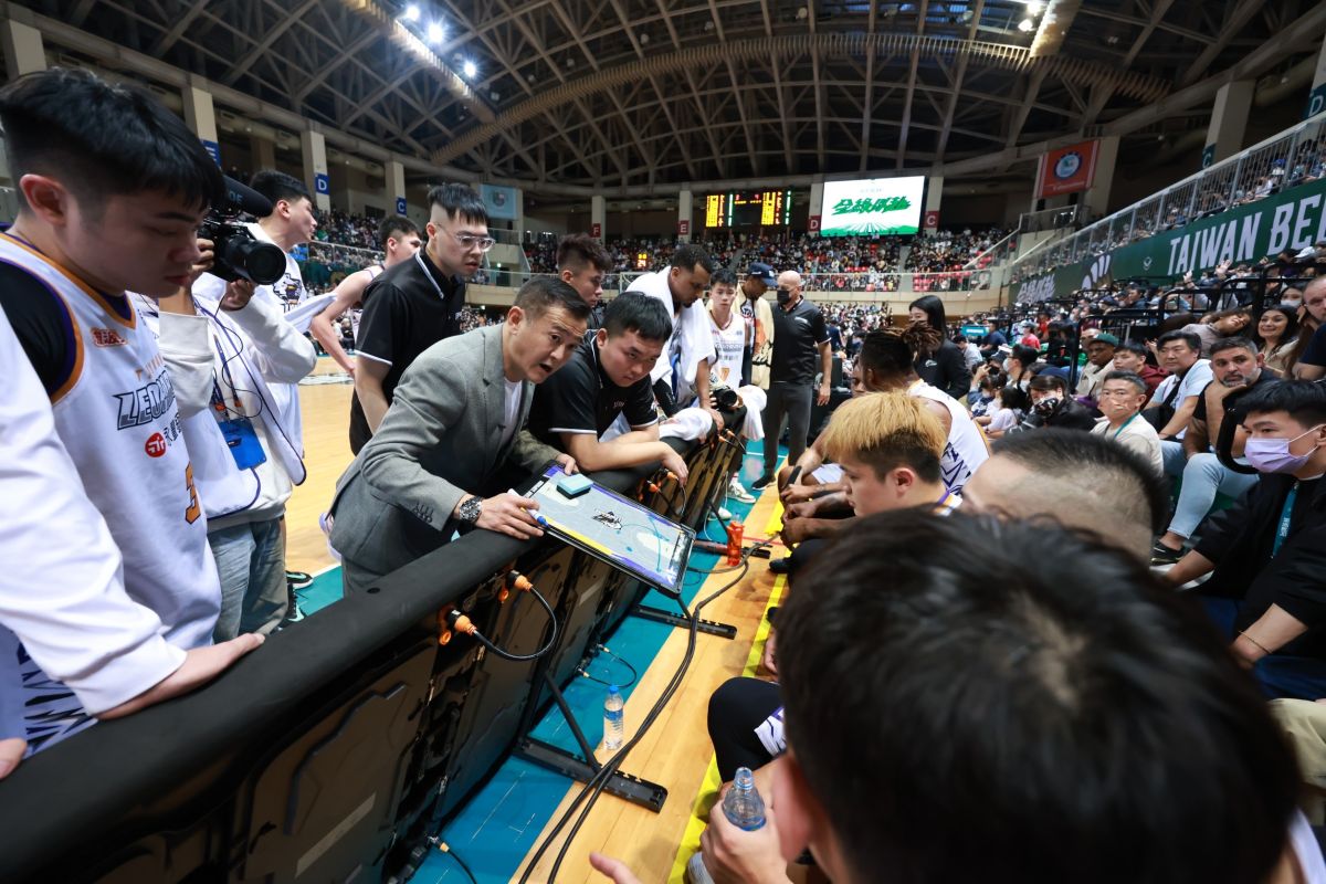 T1／最後一擊為何從後場發球 雲豹主帥解釋原因 | T1 | 運動 | NOWnews今日新聞