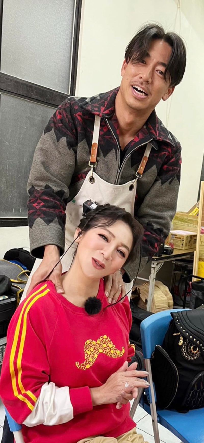 林志玲等級待遇！Akira按摩伺候王彩樺 網羨：太幸福 | beanfun!