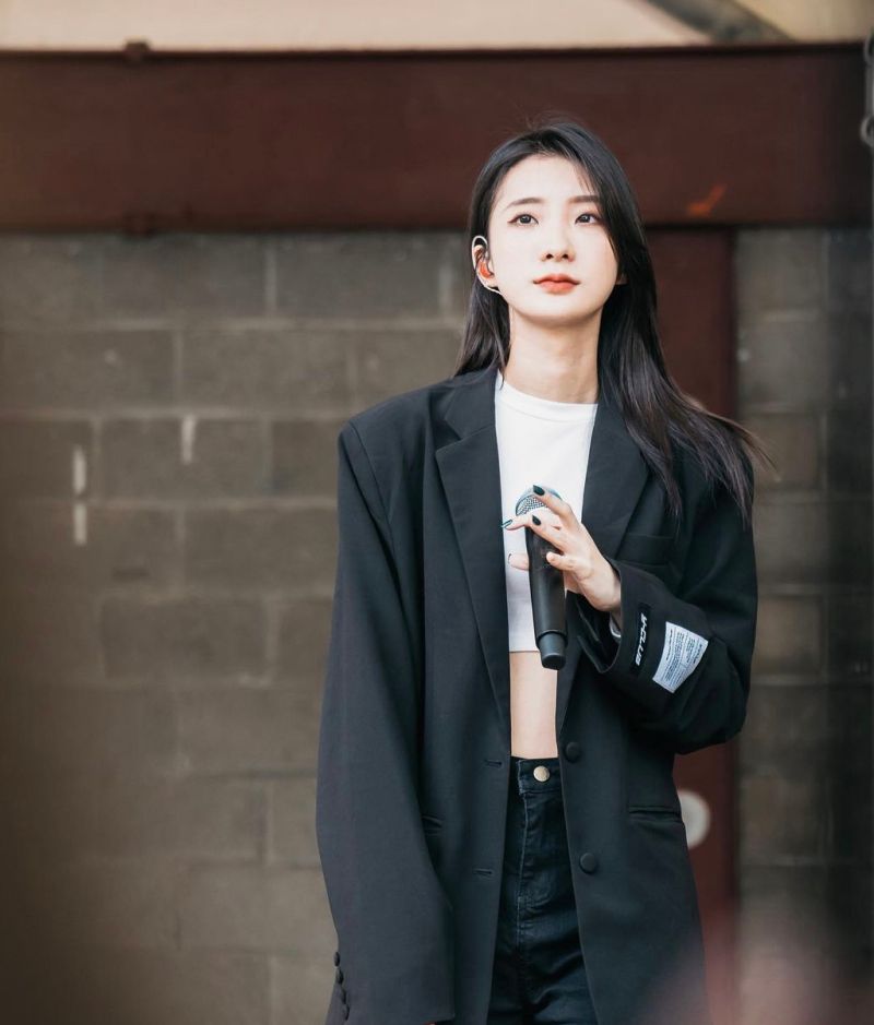 女星辣曬100公分長腿！電暈科技男 現場變「社內相親」 | 火線NOW星聞 | 娛樂 | NOWnews今日新聞