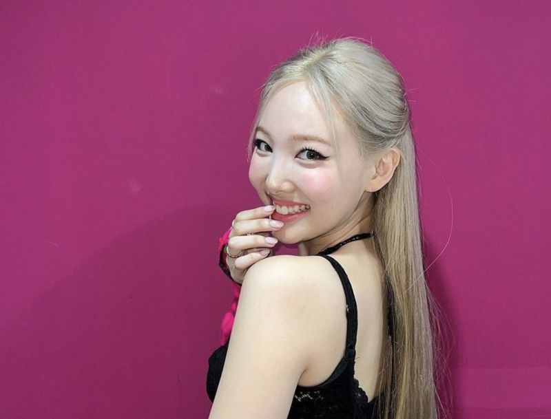 TWICE娜璉「兔寶寶牙齒」沒了！術後長相曝 粉絲喊可惜 | 新奇 | NOWnews今日新聞