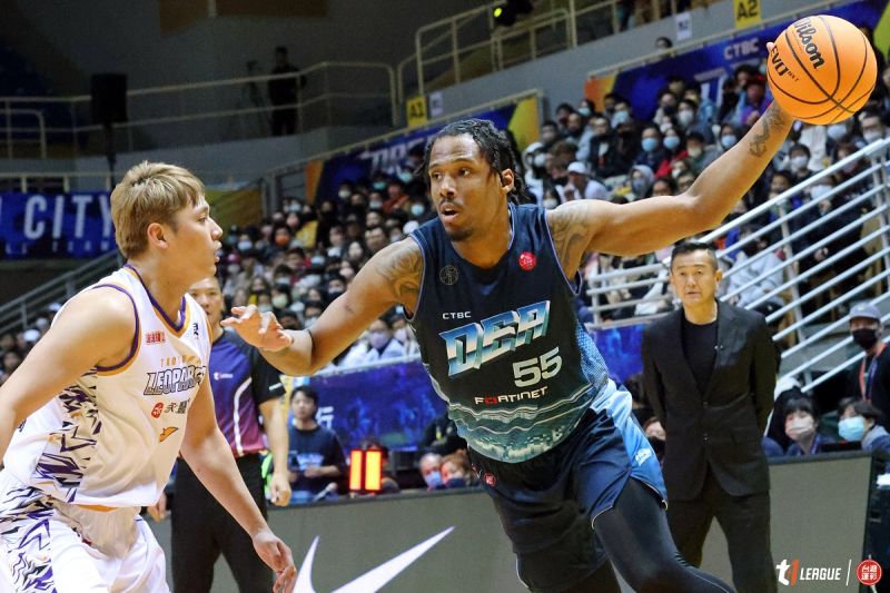 T1／金恩對戰兩場狂砍54分 他已成為雲豹後衛的夢魘 | T1 | 運動 | NOWnews今日新聞