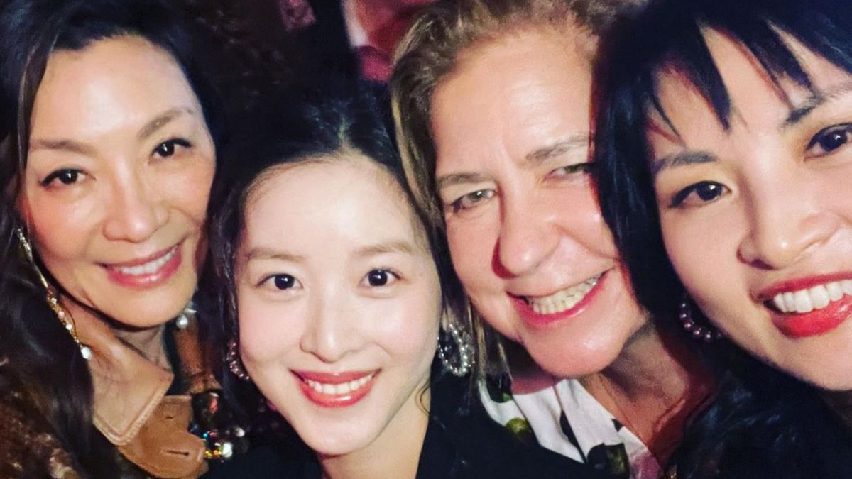 楊紫瓊奪奧斯卡影后！奶茶妹消失1年為她PO文：太驕傲了 | 娛樂 | NOWnews今日新聞