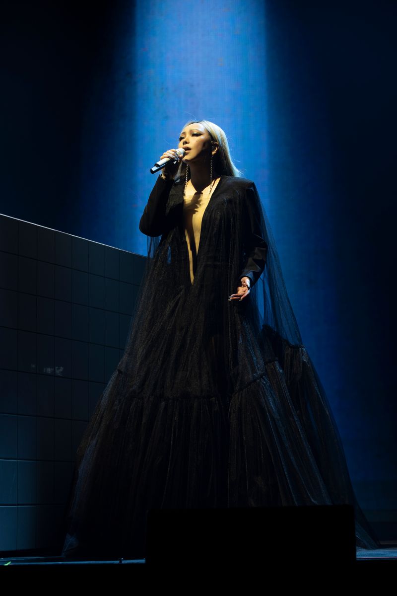 阿妹不藏了！突破尺度深V到肚臍下 | beanfun!