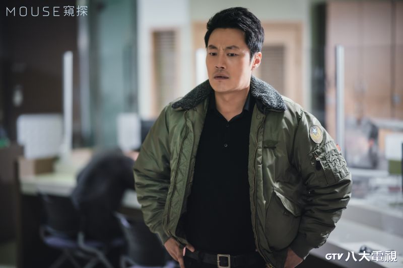 《MOUSE》汗臭味迷人?男星噴發魅力 | beanfun!