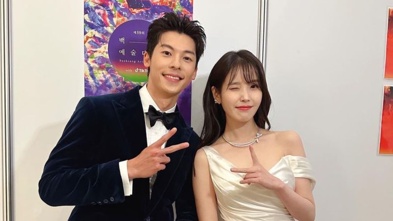 許光漢人生成就Get！「合體女神IU」笑容超靦腆被虧：太幸福了吧 | 娛樂 | NOWnews今日新聞