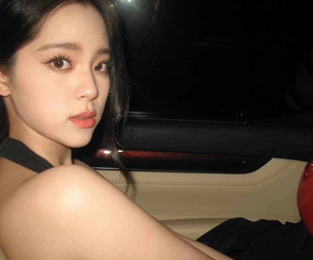 歐陽娜娜「緊身上衣」真實身材全看光！11萬人被辣暈：太過分了 | 娛樂 | NOWnews今日新聞