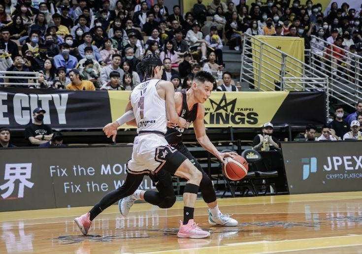 PLG／林書豪轟37分、連續大三元 林書緯當贏家、國王例行賽封王 | 籃球 | 運動 | NOWnews今日新聞
