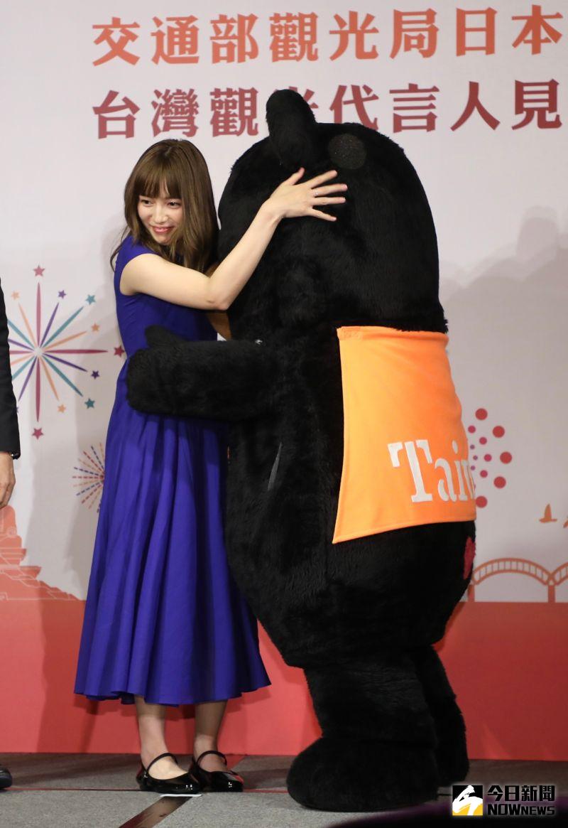 來台灣騎腳踏車！《silent》川口春奈來台了 | beanfun!